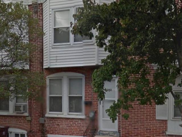 1 Br, 1 bath, Townhouse/Brownstone/RowHouse 202 Stroud St