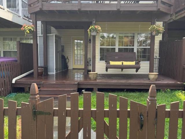 1 Br, 1 bath, Townhouse/Brownstone/RowHouse 21068 Mossy Glen Ter