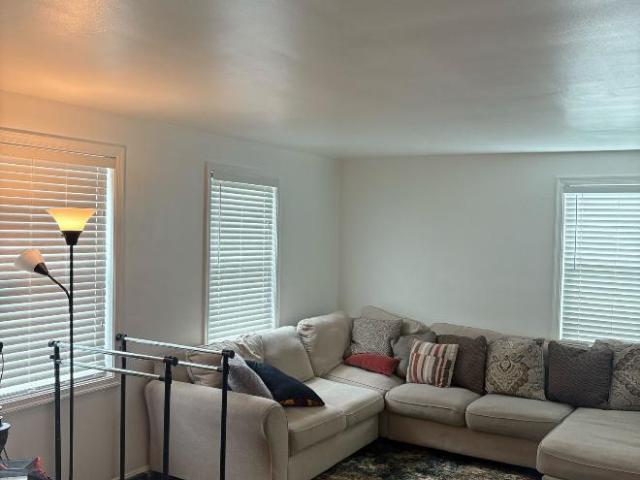 1 Br, 1 bath, Townhouse/Brownstone/RowHouse 2301 Iverson St