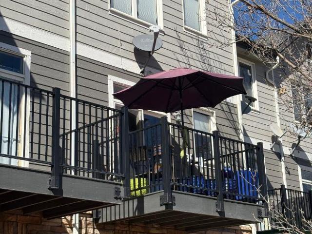 1 Br, 1 bath, Townhouse/Brownstone/RowHouse 2943 W Riverwalk Cir