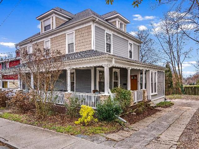 1 Br, 1 bath, Townhouse/Brownstone/RowHouse 310 Murray St