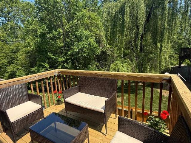 1 Br, 1 bath, Townhouse/Brownstone/RowHouse 3781 Winborne Ln