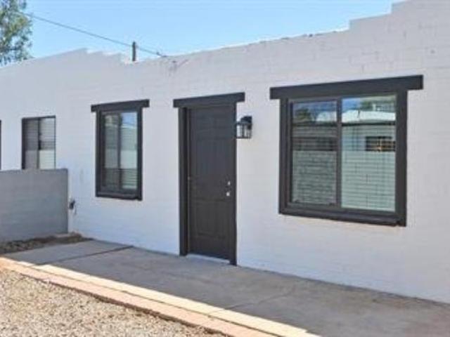 1 Br, 1 bath, Townhouse/Brownstone/RowHouse 3841 North Park Avenue