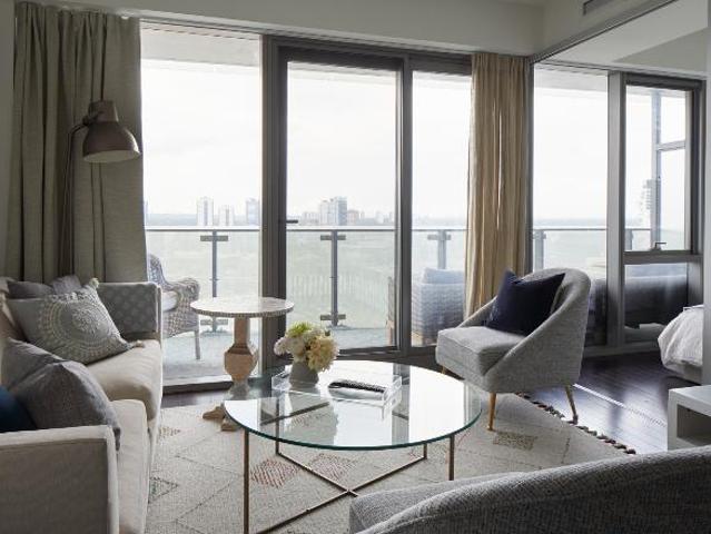 1 Br, 1 bath, Townhouse/Brownstone/RowHouse 390 Cherry Street