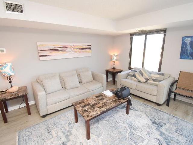 1 Br, 1 bath, Townhouse/Brownstone/RowHouse 400 20th Ave