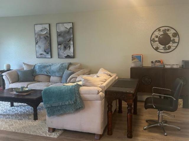 1 Br, 1 bath, Townhouse/Brownstone/RowHouse 4327 Orion Dr