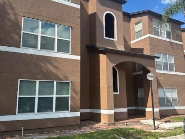 1 Br, 1 bath, Townhouse/Brownstone/RowHouse 4630 Commander Drive