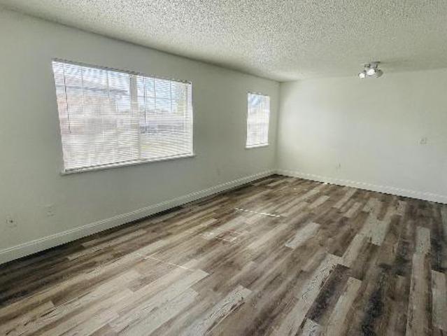 1 Br, 1 bath, Townhouse/Brownstone/RowHouse 5317 Curry Ford Road
