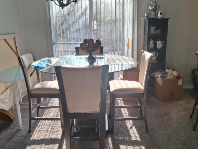 1 Br, 1 bath, Townhouse/Brownstone/RowHouse 5807 Falkland Place