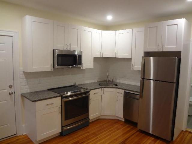 1 Br, 1 bath, Townhouse/Brownstone/RowHouse 5 Brown Terrace
