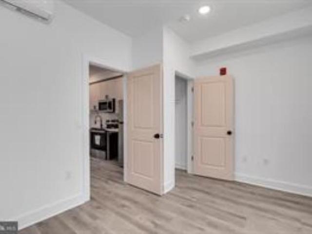 1 Br, 1 bath, Townhouse/Brownstone/RowHouse 715 W Cumberland