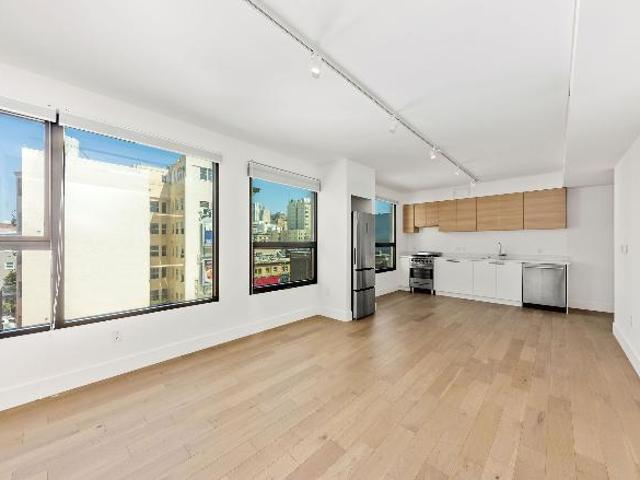 1 Br, 1 bath, Townhouse/Brownstone/RowHouse 719 Larkin Street