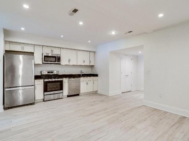 1 Br, 1 bath, Townhouse/Brownstone/RowHouse 727 Quebec Pl Nw