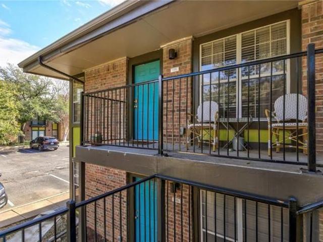 1 Br, 1 bath, Townhouse/Brownstone/RowHouse 7685 Northcross Drive 125 Unit #125