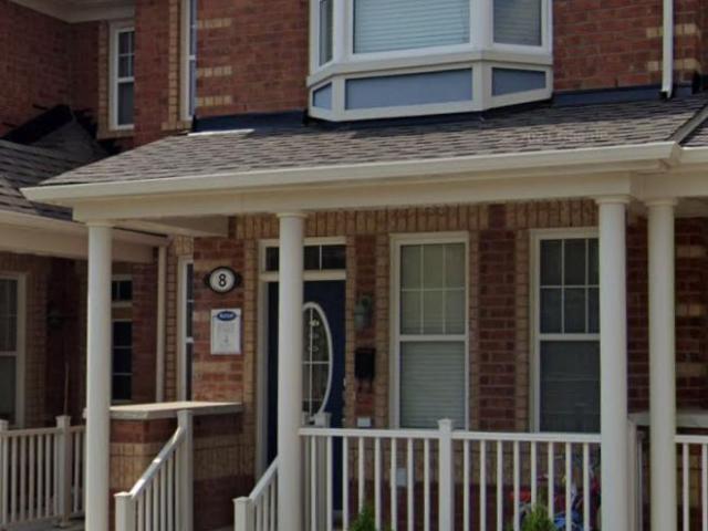 1 Br, 1 bath, Townhouse/Brownstone/RowHouse 8 Terry Fox Street