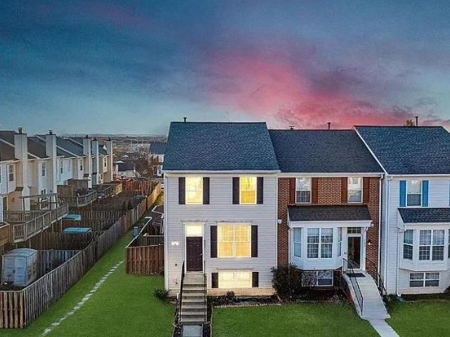 1 Br, 1 bath, Townhouse/Brownstone/RowHouse 9242 Jessica Dr