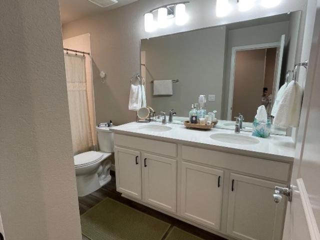 1 Br, 1 bath, Townhouse/Brownstone/RowHouse 922 Colorado River Ave