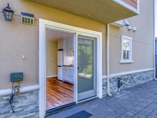 1 Br, 1 bath, Townhouse/Brownstone/RowHouse 938 Kearney St