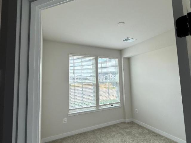 1 Br, 1 bath, Townhouse/Brownstone/RowHouse 9304 Tanfield Dr