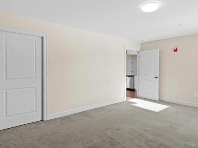 1 Br, 1 bath, Apartment 3 Chelsea Way