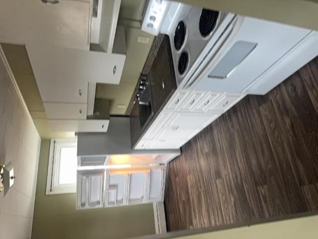 1 Br, 1 bath, Apartment 3 Mary Street
