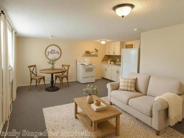 1 Br, 1 bath, Apartment 10612 County Rd
