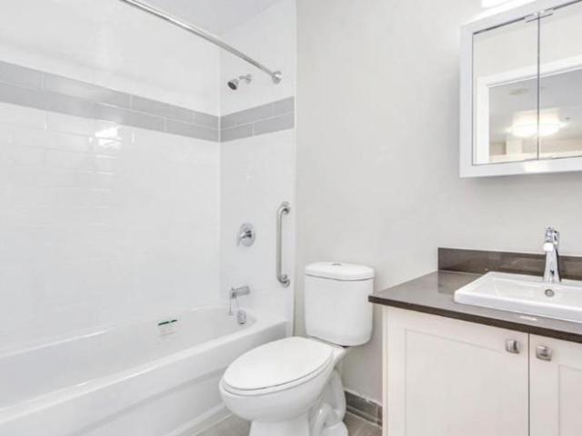 1 Br, 1 bath, Apartment 106 Parkway Forest Drive