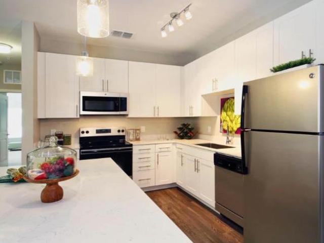 1 Br, 1 bath, Apartment 10890 W Sample Rd
