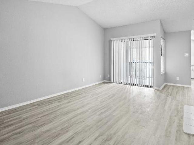 1 Br, 1 bath, Apartment 10928 Audelia Rd