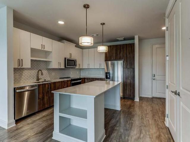 1 Br, 1 bath, Apartment 1003 Ridgewalk Pkwy