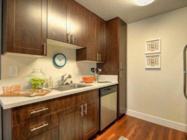 1 Br, 1 bath, Apartment 1000 Folsom Ranch Dr