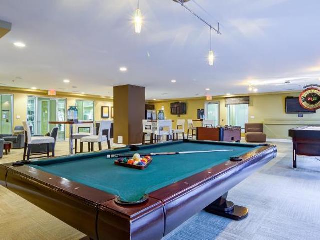 1 Br, 1 bath, Apartment 1000 Northside Drive NW