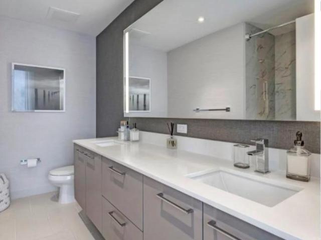 1 Br, 1 bath, Apartment 100 NW 6th St