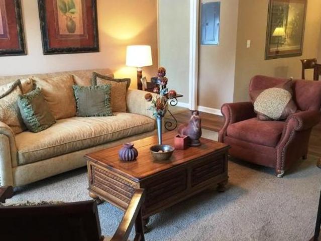 1 Br, 1 bath, Apartment 100 Camellia Ln