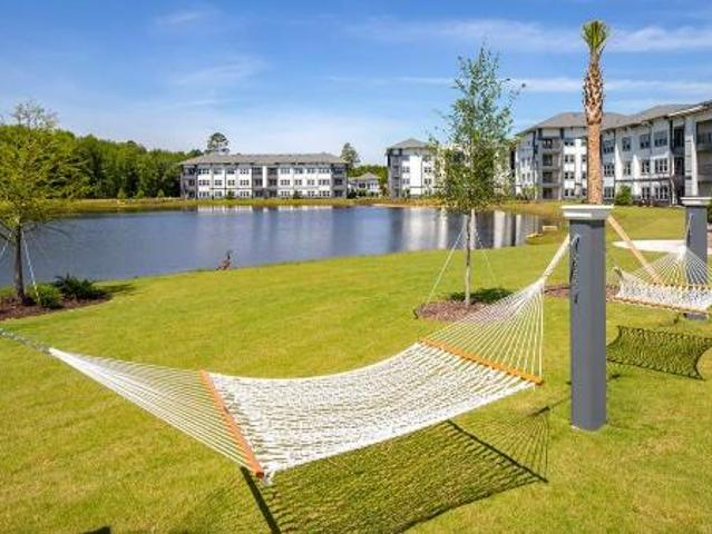 1 Br, 1 bath, Apartment 100 Galloway Dr