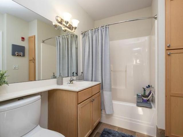 1 Br, 1 bath, Apartment 100 Stockton Street