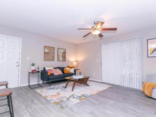 1 Br, 1 bath, Apartment 100 Windmont Drive NE