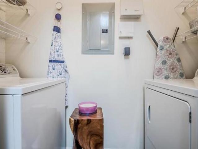 1 Br, 1 bath, Apartment 101 Canterbury Ridge Parkway