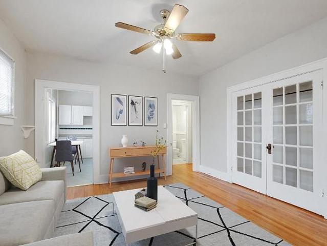 1 Br, 1 bath, Apartment 1027 Washington Street