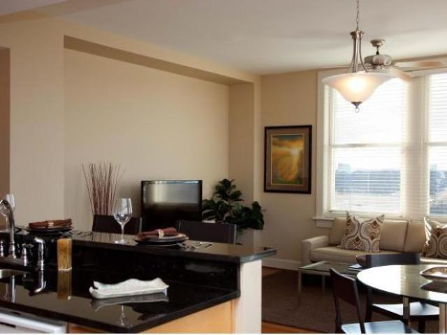 1 Br, 1 bath, Apartment 102 N Mill St