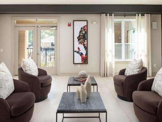 1 Br, 1 bath, Apartment 1030 Element Cir