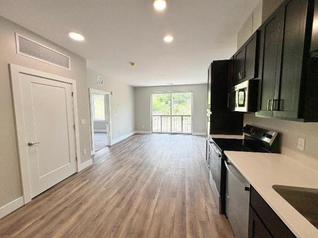 1 Br, 1 bath, Apartment 103 Mcknight Circle