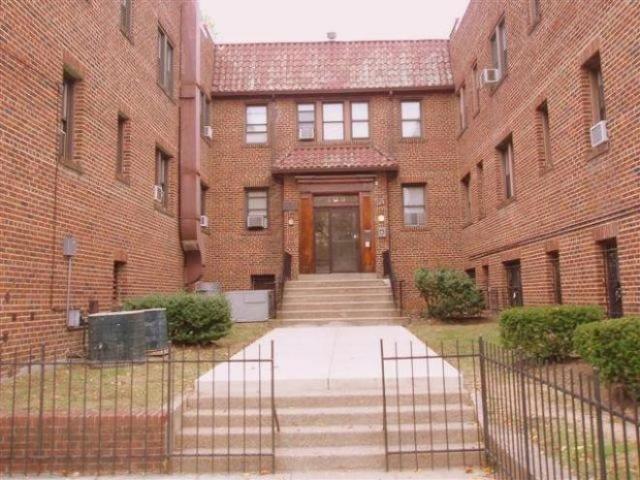 1 Br, 1 bath, Apartment 103 Kennedy St NW
