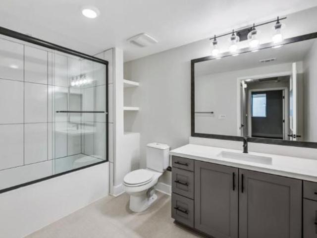1 Br, 1 bath, Apartment 11401 Porter Ranch Dr