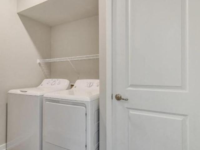 1 Br, 1 bath, Apartment 1151 W Normantown Rd