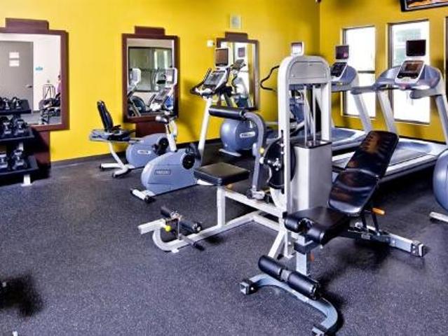 1 Br, 1 bath, Apartment 115 Ne 3rd Ave