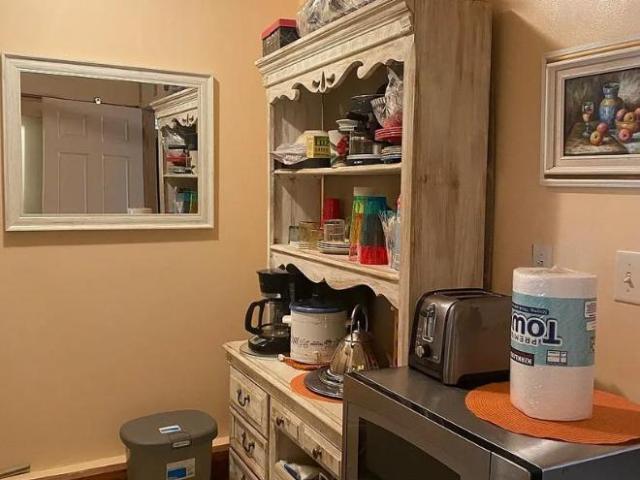 1 Br, 1 bath, Apartment 1160 N Haverhill Rd