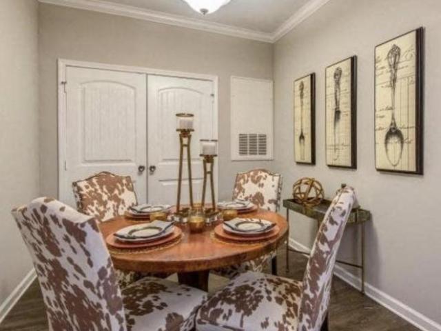 1 Br, 1 bath, Apartment 11100 Beckstone Way