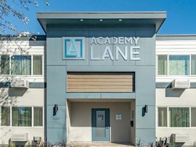 1 Br, 1 bath, Apartment 1124 F St