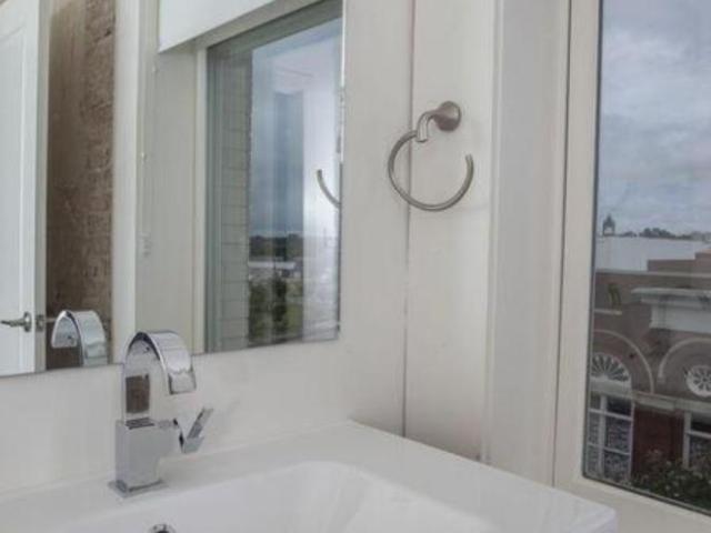 1 Br, 1 bath, Apartment 112 E Front St